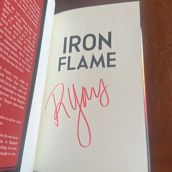 Bestseller | Office | Iron Flame Rebecca Yarros Signed Autograph ...